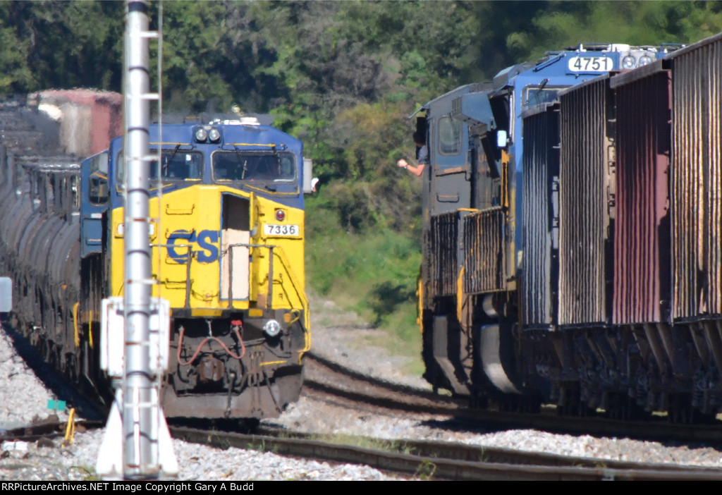 CSX K778 MEETS Q613